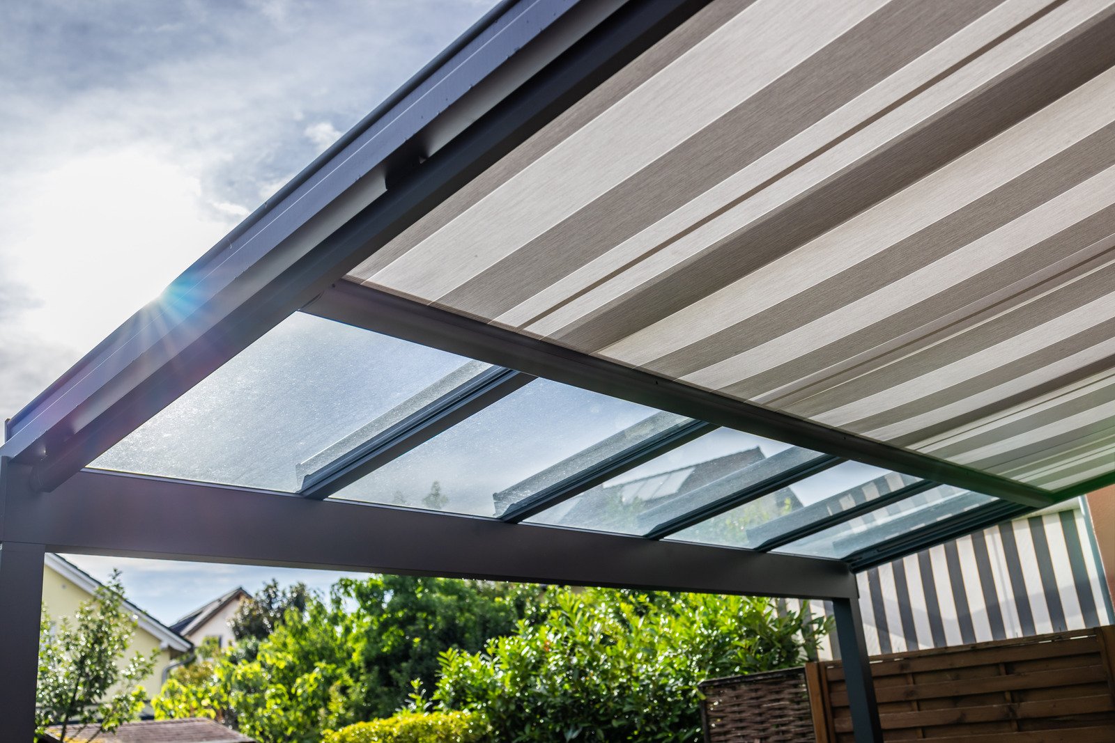 How Retractable Roofs Transform Your Outdoor Entertainment